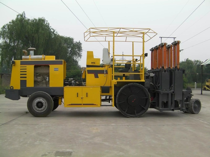 Hydraulic Multiple Hammers Concrete Road Breaker
