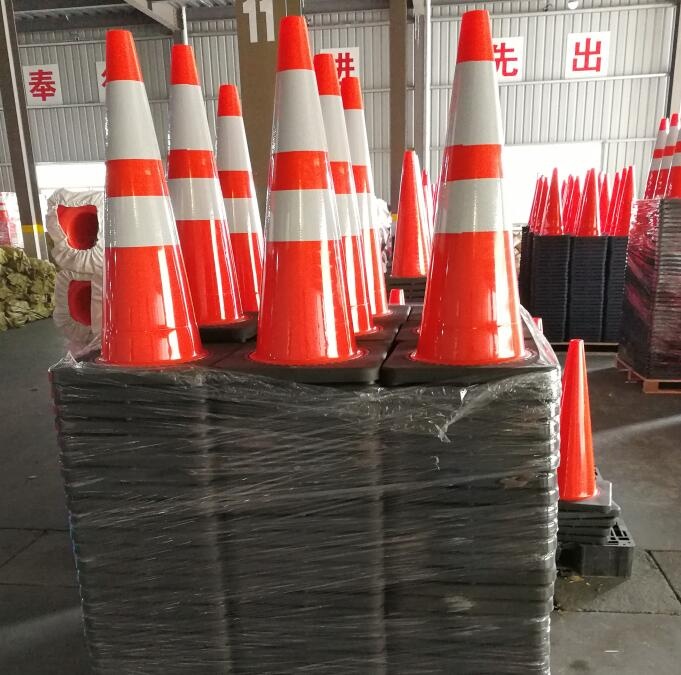 PVC rubber traffic cone