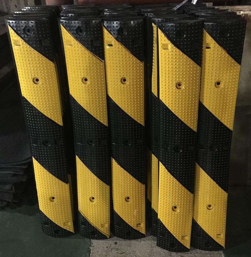 Rubber Speed Bump